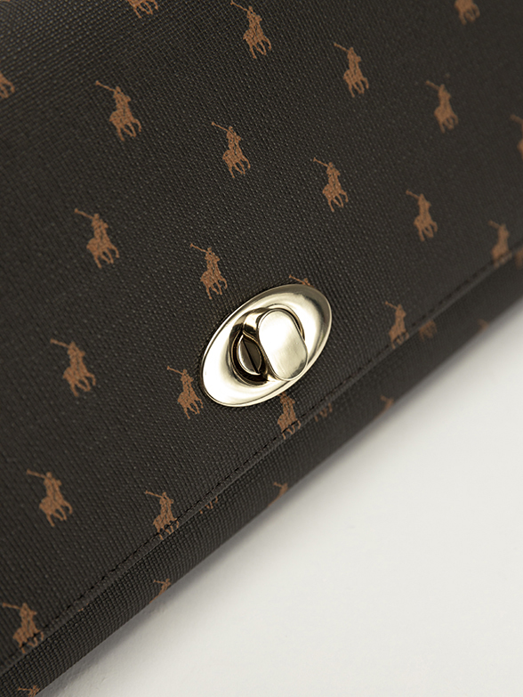 New Iconic Travel Purse