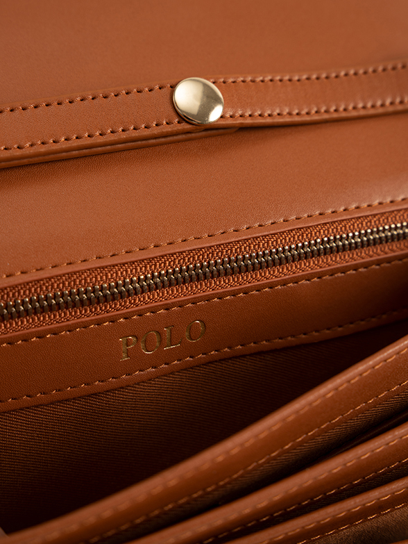 New Iconic Travel Purse